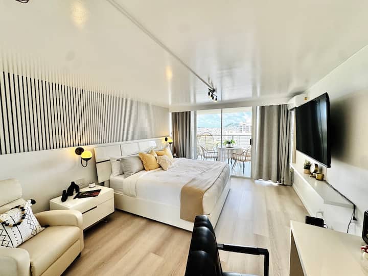 27th Floor Diamondhead Oasis-jacuzzi/lanai *New* - O‘ahu, HI