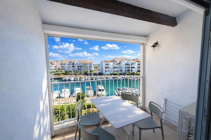 Mykonos St. Cabine-clim-parking-vue Bateaux - Agde