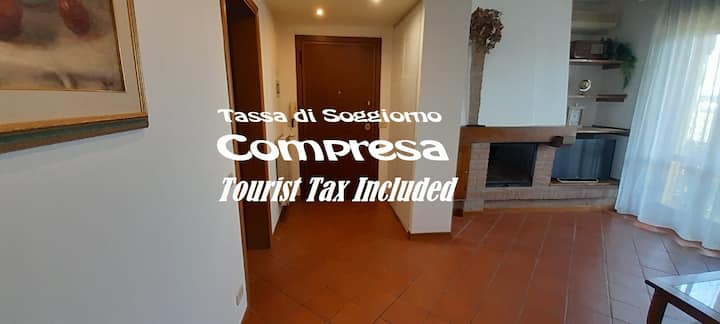 Poesia Di Modena In Inverno A Borgo Tre Querce - Módena