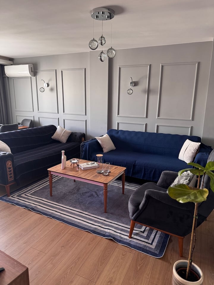 ŞEhir Merkezinde Modern Daire - İzmir