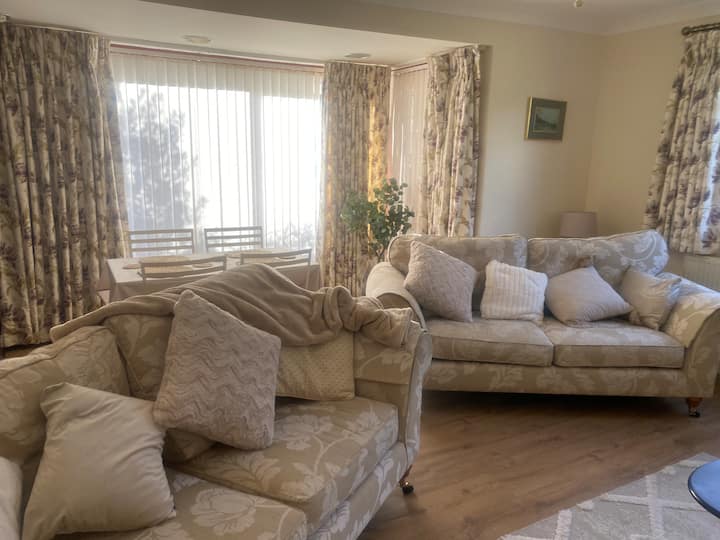 Bungalow In Wrexham City - Wrexham