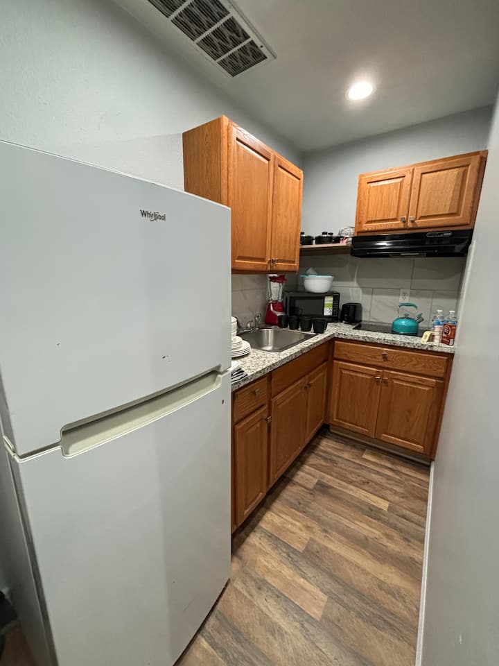 Pequeño Departamento Privado - Brentwood
