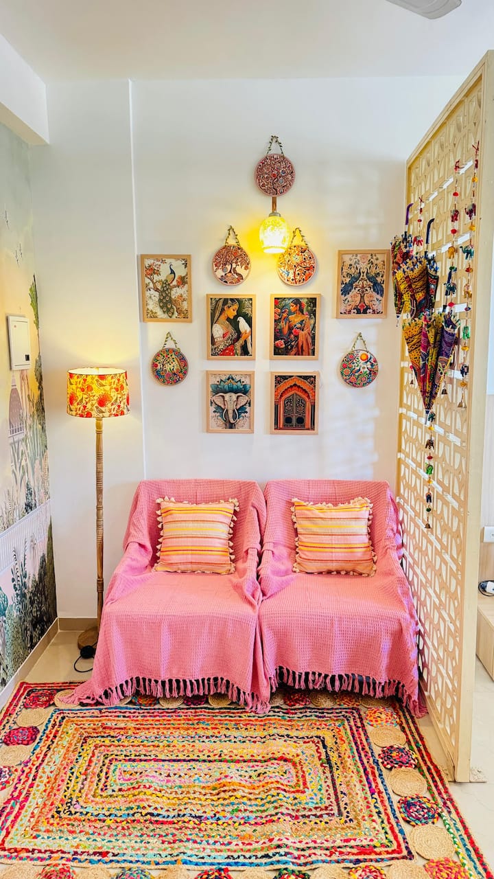 Shrisaa Homes - A Boutique Stay - Vrindavan