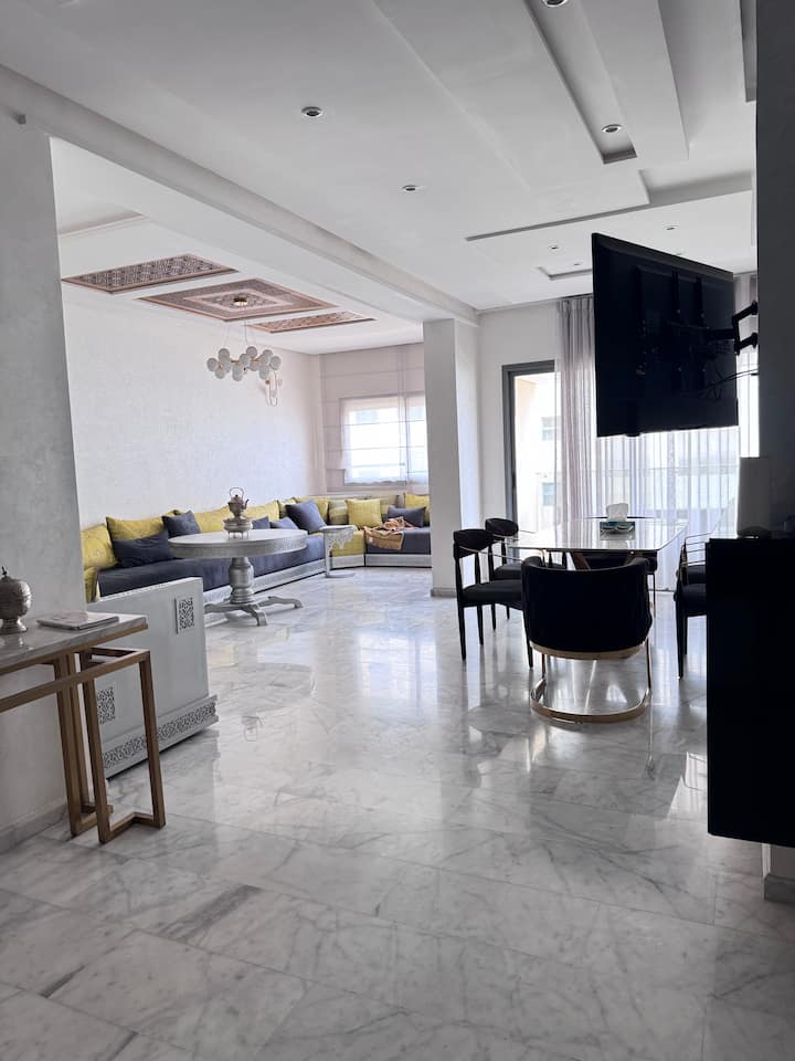 Appartement Haut Standing Avec Terrasse & Parking - Fes