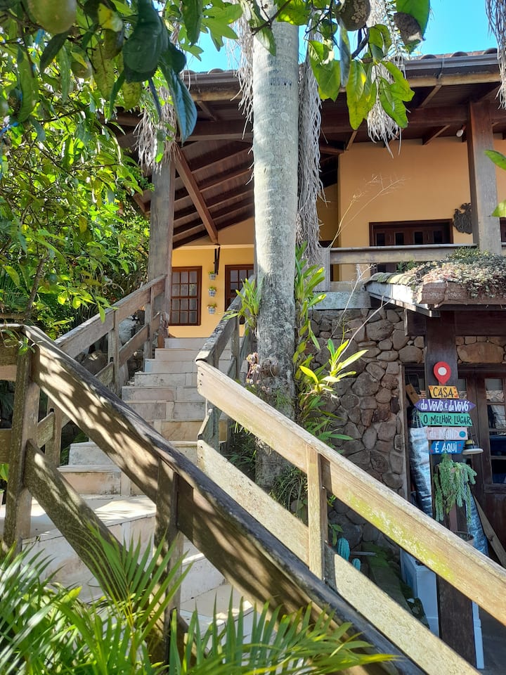 Casa No Centro Vista Para O Mar - Garopaba