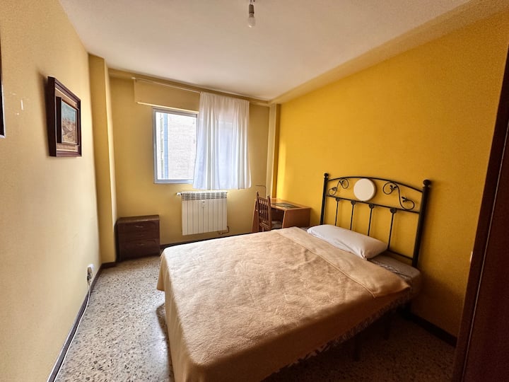 Habitación Amplia Y Privada - Valladolid