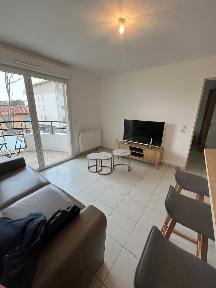 Appartement T2 + Balcon + Garage - Istres