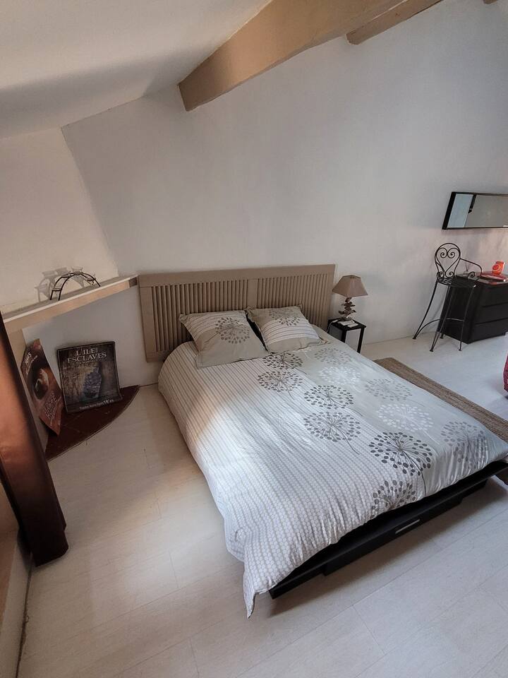 Chambre D'hôte Maison Atypique - Sorgues