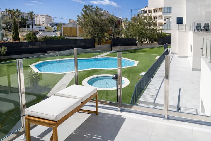 New Build Apartment With Pool And 2 Bedrooms - Villajoyosa