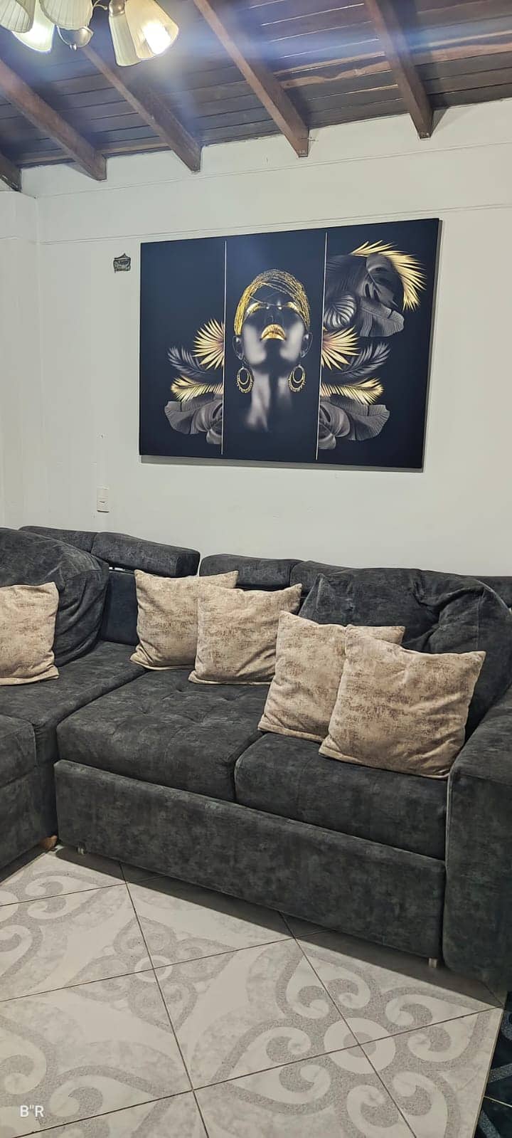 Casa Amplia Y Cómoda · Excelente Ubicación - Copacabana