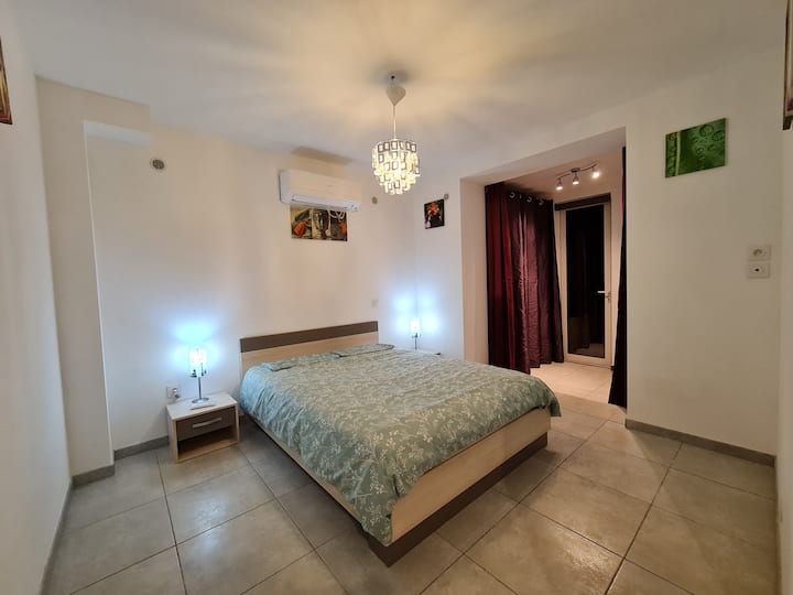 T2  Rez-de-jardin Avec Terrasse Calme Ensoleillée - Perpignan