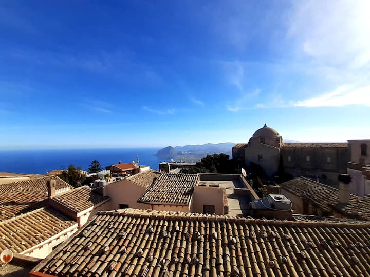 Angolo Ericino - Apartments
"Terrazza Oltremare" - Erice