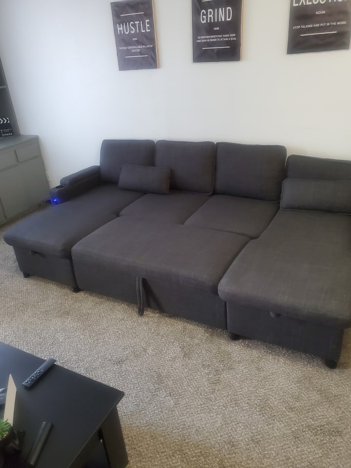 Cozy Modern Stay + Workspace |15 Min From Dtownokc - 埃德蒙