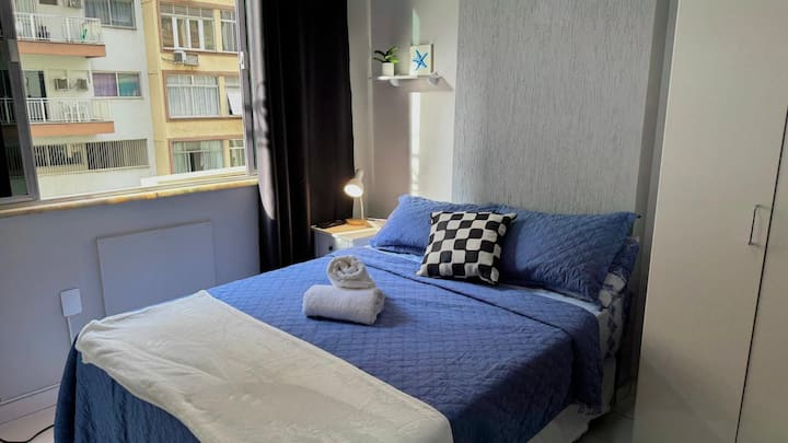 Modern In Copa | 1 Block To Beach | 500 Mb Wifi! - Rio de Janeiro