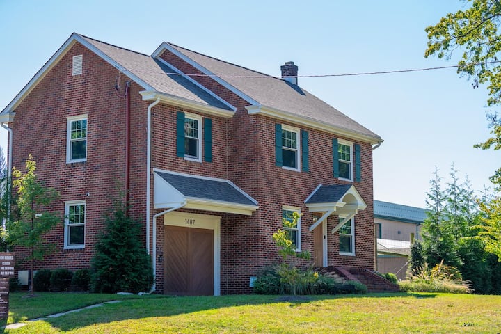 Saddlehill Winery Farmhouse - Cherry Hill, NJ