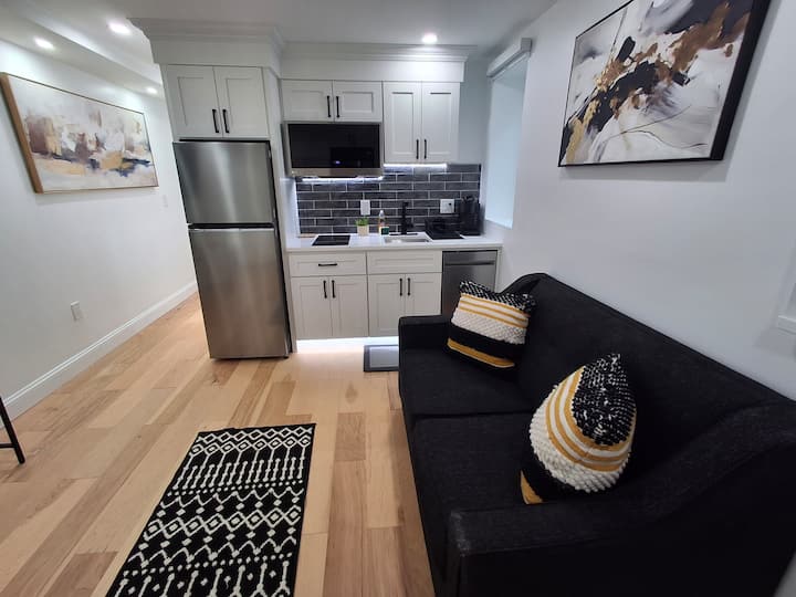 The Mini-lux B. At Lower Atwells | Ldry+dw 1b Apt - 프로비던스