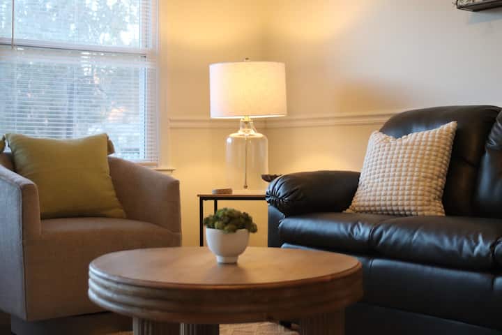 Cozy Apartment In Eden - Eden, NC