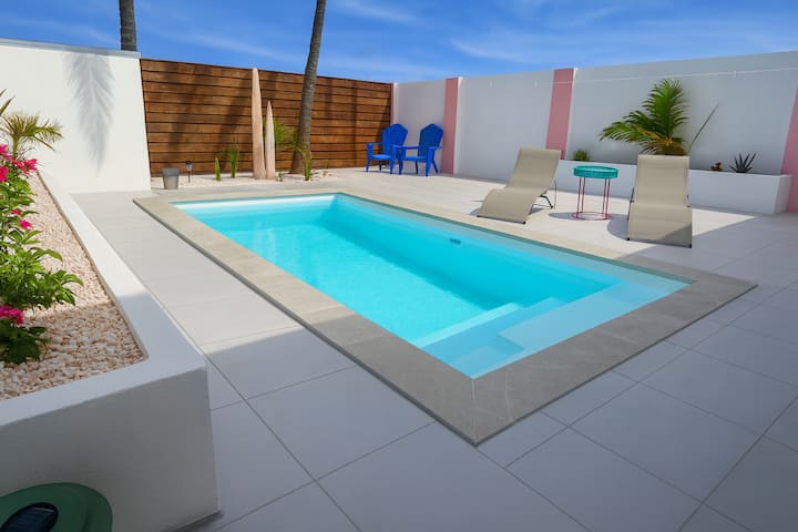Romantic Tropical Hideaway – Private Pool Villa - Aruba