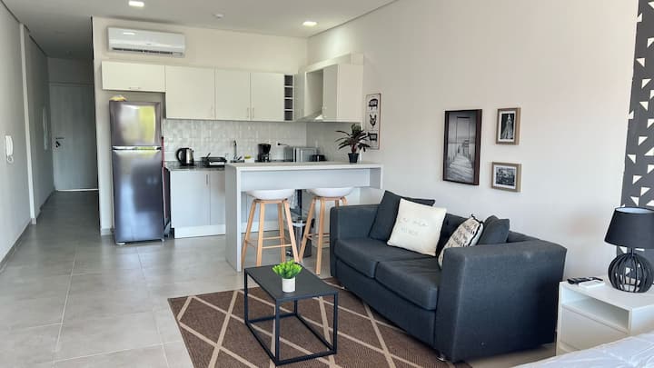 ¡Monoambiente En Asunción, Cerca De Todo! - Asunción