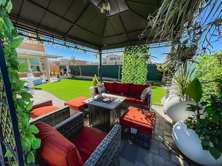 California Three Bedroom Desert Escape - Victorville, CA