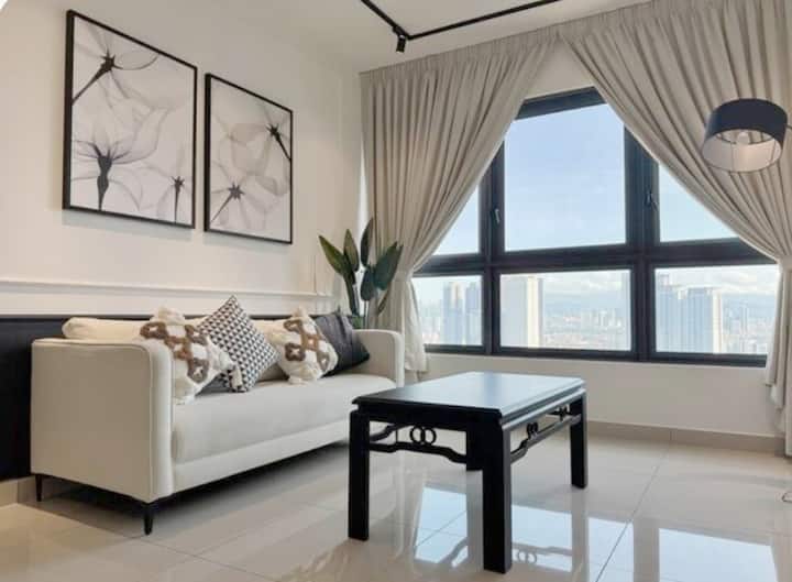 M Vertica E33a10 L 4br 8pax L Infiniti Pool L Mrt - Kuala Lumpur