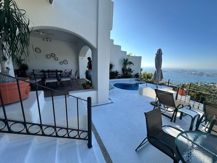 Villa Con Alberca Y Vista Al Mar - Acapulco