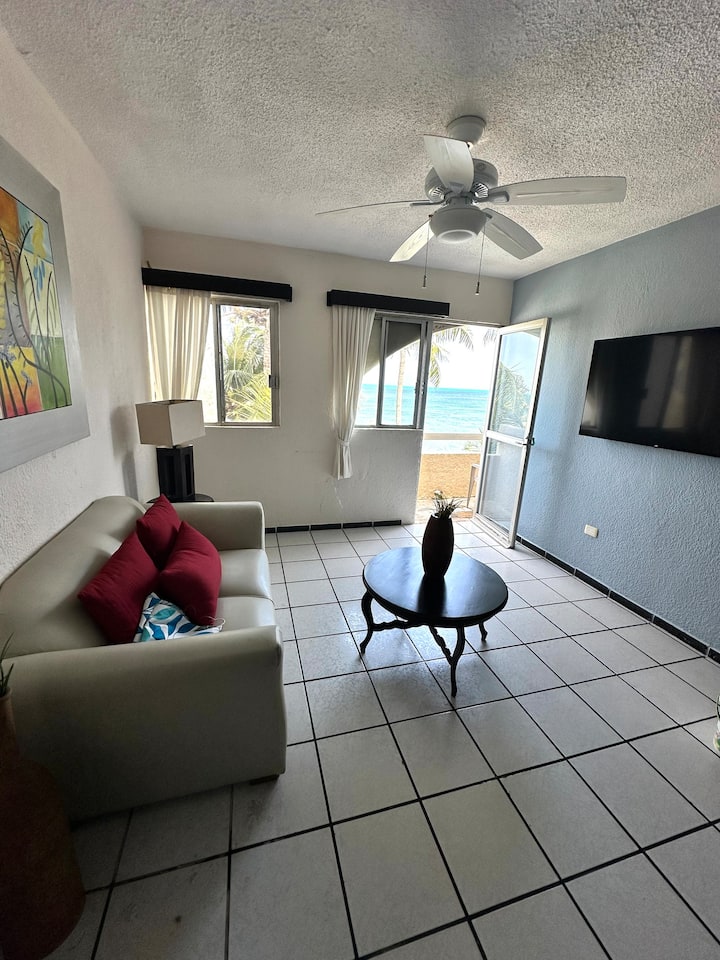 Departamento Dos Pisos Frente Al Mar - Cancún