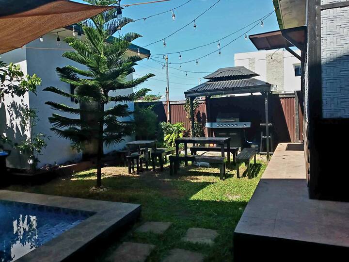 Bagac, Bataan
Kubo Roberto
Private Mini Resort - Bagac