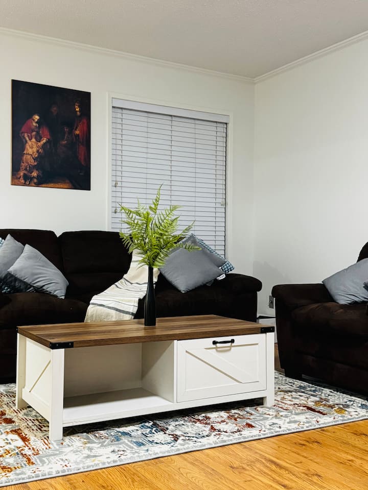 The Mill Lake Guesthouse - Abbotsford