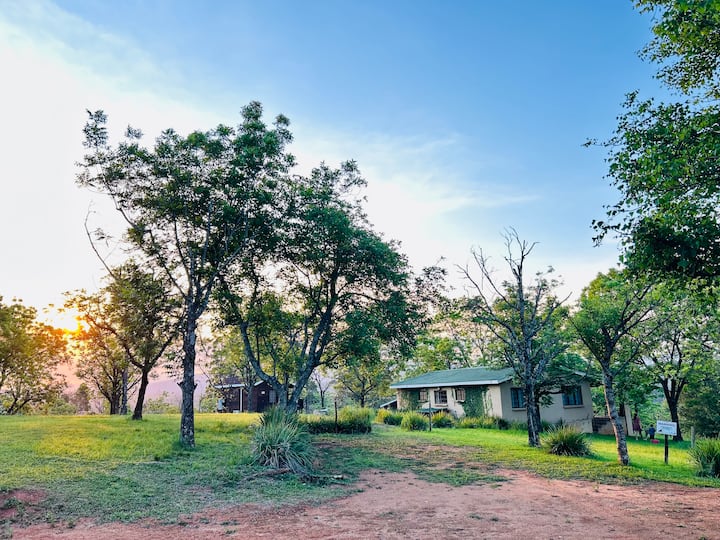 Large 4-bedroom Family Villa - Hazyview