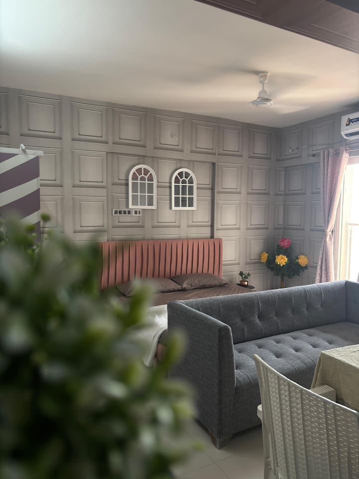 Luxurius Studio With Well Equipped Kitchen - Pune