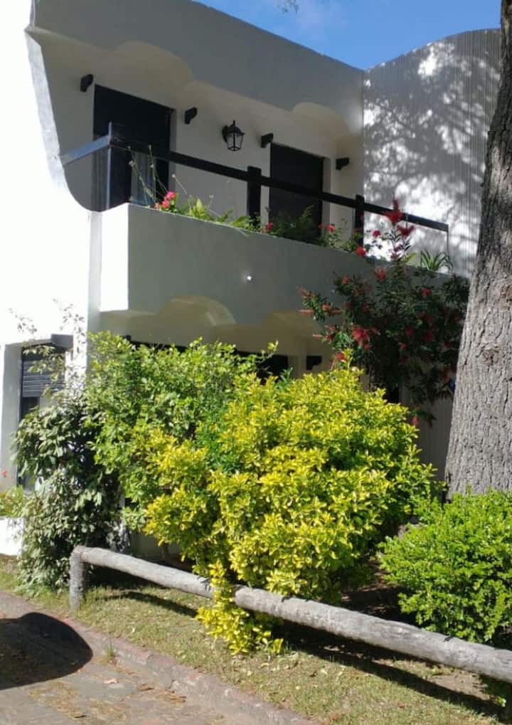Duplex Para 8, Bajada Ufo - Pinamar