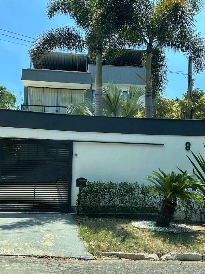 Casa Incrível Com Piscina - Rio de Janeiro