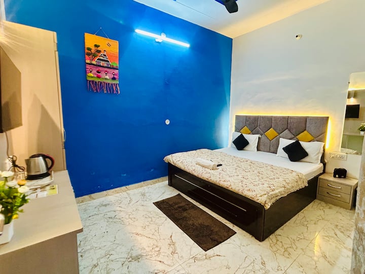 Divya Darshan-entire Ground Floor |500m Ram Mandir - Ayodhya