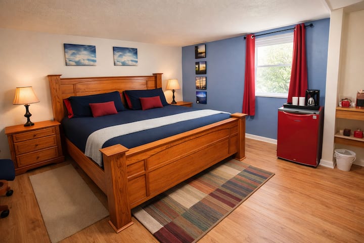 B5, Roomy Bath, King, In Room Tv, Priv Suite, A/c - Thornton, CO