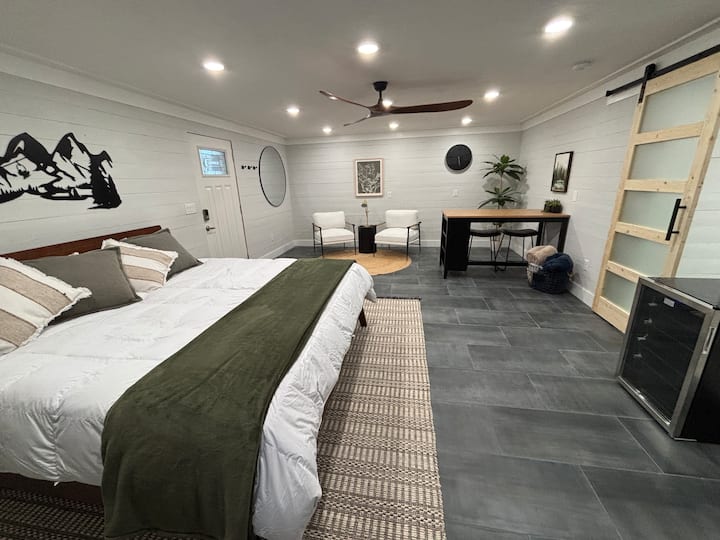 Modern Hideaway - Ogden, UT