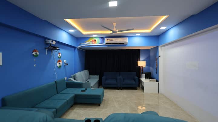 Zenia Chill : Entire 2 Bhk : Dada Forever - Mumbaj