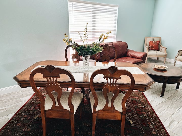 Sunset Hideaway 
Pet Friendly / Fenced Backyard - Fort Myers, FL
