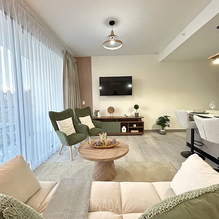 Sky Bliss Apt In Downtown With View+pool+sauna - Costa Rica