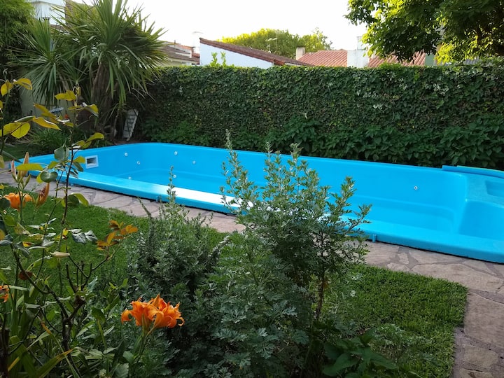 Casa Gran Parque/pileta Privada - Miramar