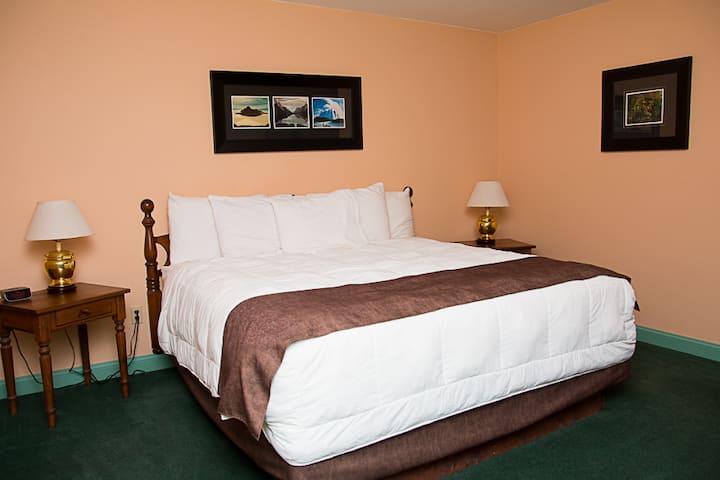 Inn Single Water View 2 - Cavendish
