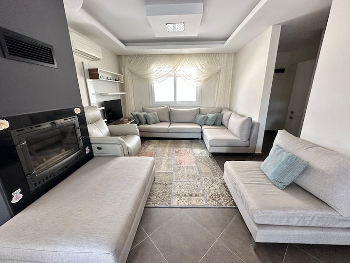 Avm’ye Ve Sahile Yakın 100 Metre - Kuşadası