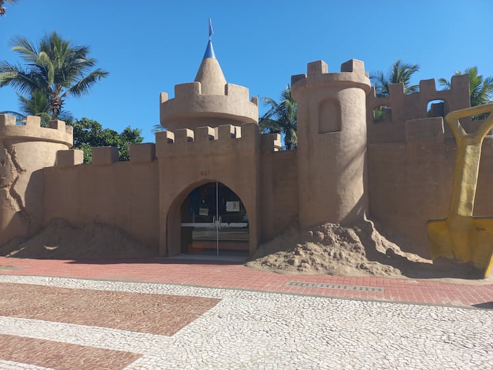 Kitnet Pé Na Areia
A Brisa Do Mar Te Espera! - Santos