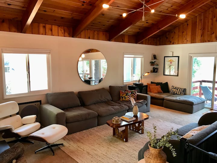 Make Escape – Cabin In The Trees - San Bernardino, CA
