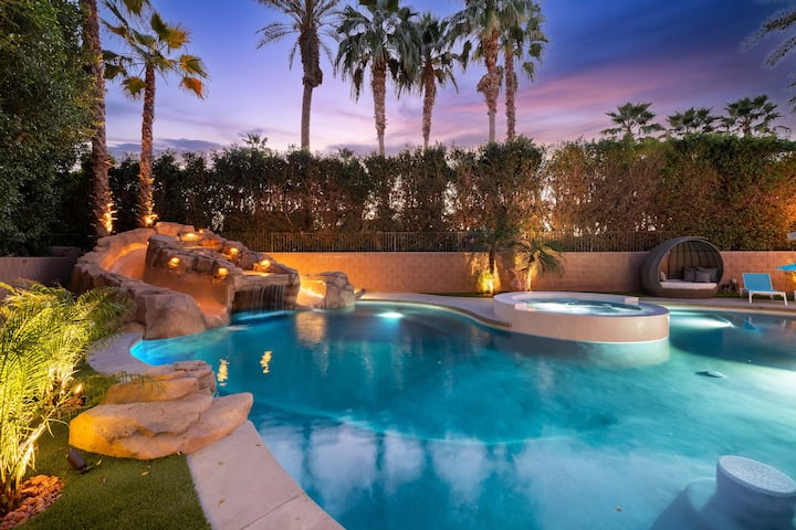 Paradise Palms- Pickleball, Waterslide, Pool 8br - La Quinta, CA