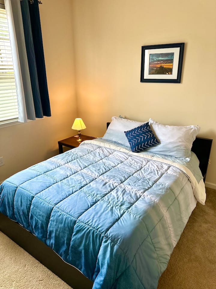 Cozy Private Room Close To Rdu/rtp @ Blue Haven - Cary, NC