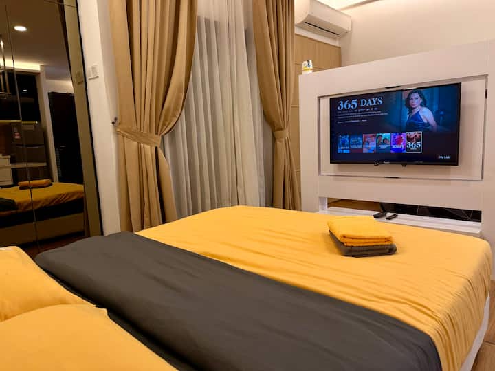 1ah 隐私安静 自助入住 滤水器 阳台 免费高速无线网络 Netflix 1 个停车位 - Cheras