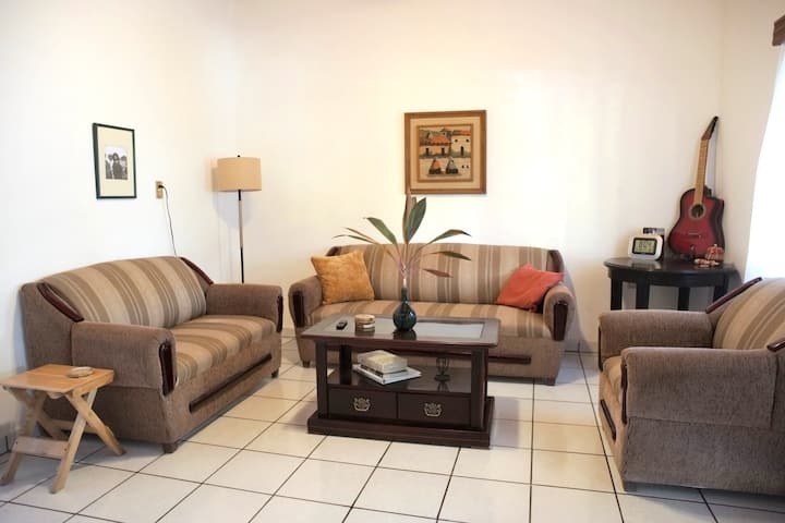 Casa Familiar Con Jardín - Nayarit