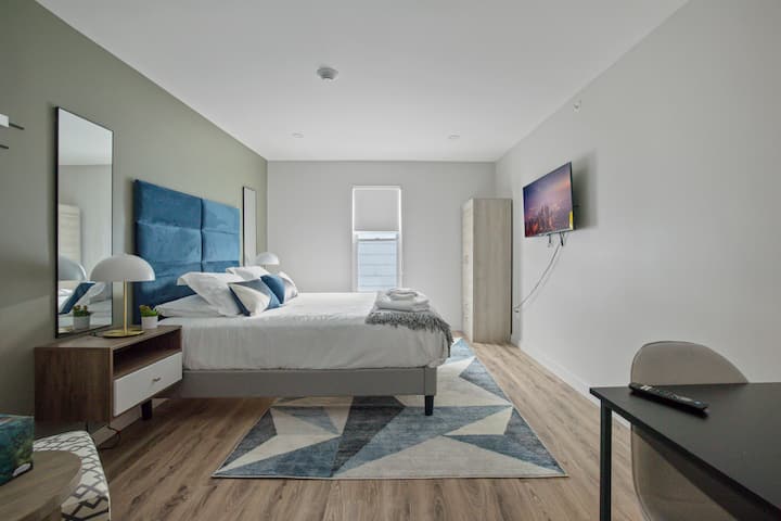 The Columbus Hotel | The Tailored Studio | 89-302 - Goshen, NY