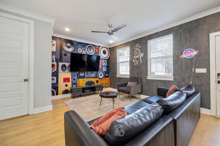 The Muse, Inspiration 2br 10 Min To Dt, Free Park - Nashville, TN